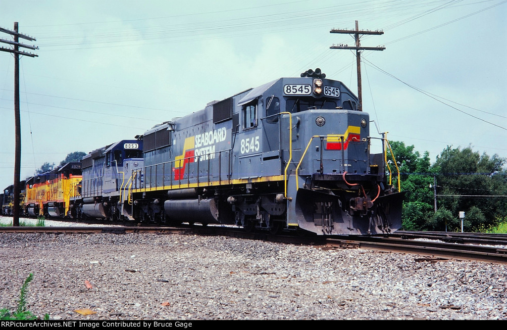 CSX 8545